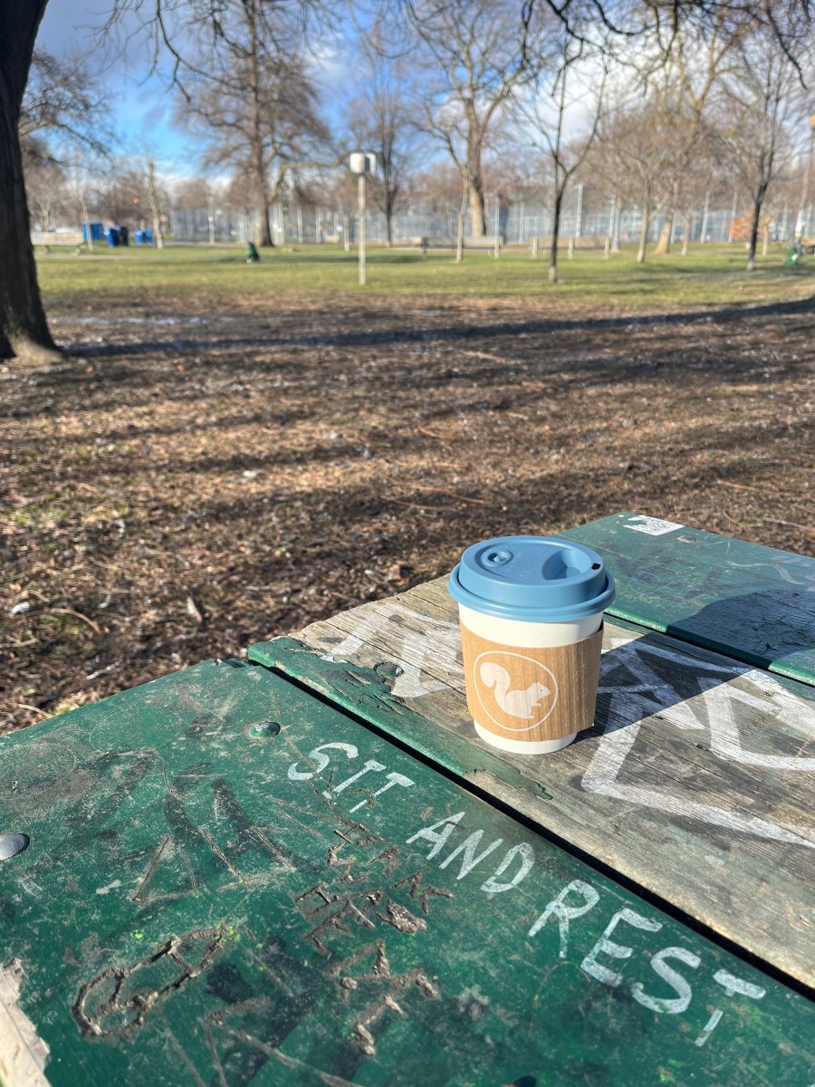 The serendipitous picnic table – My Turquoise Bag
